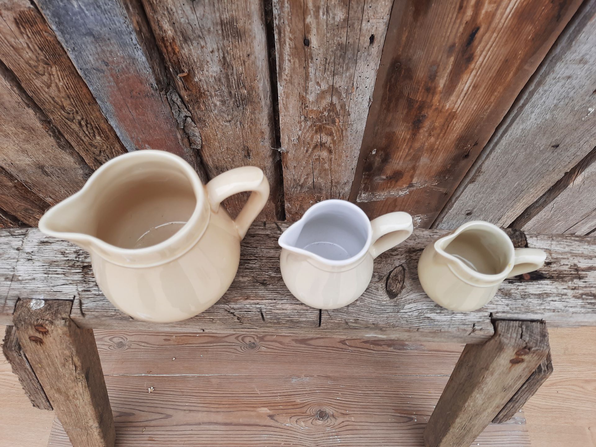 Trio Of Pale Yellow Jugs for Sale - Home Accessories - Trunk Vintage ...