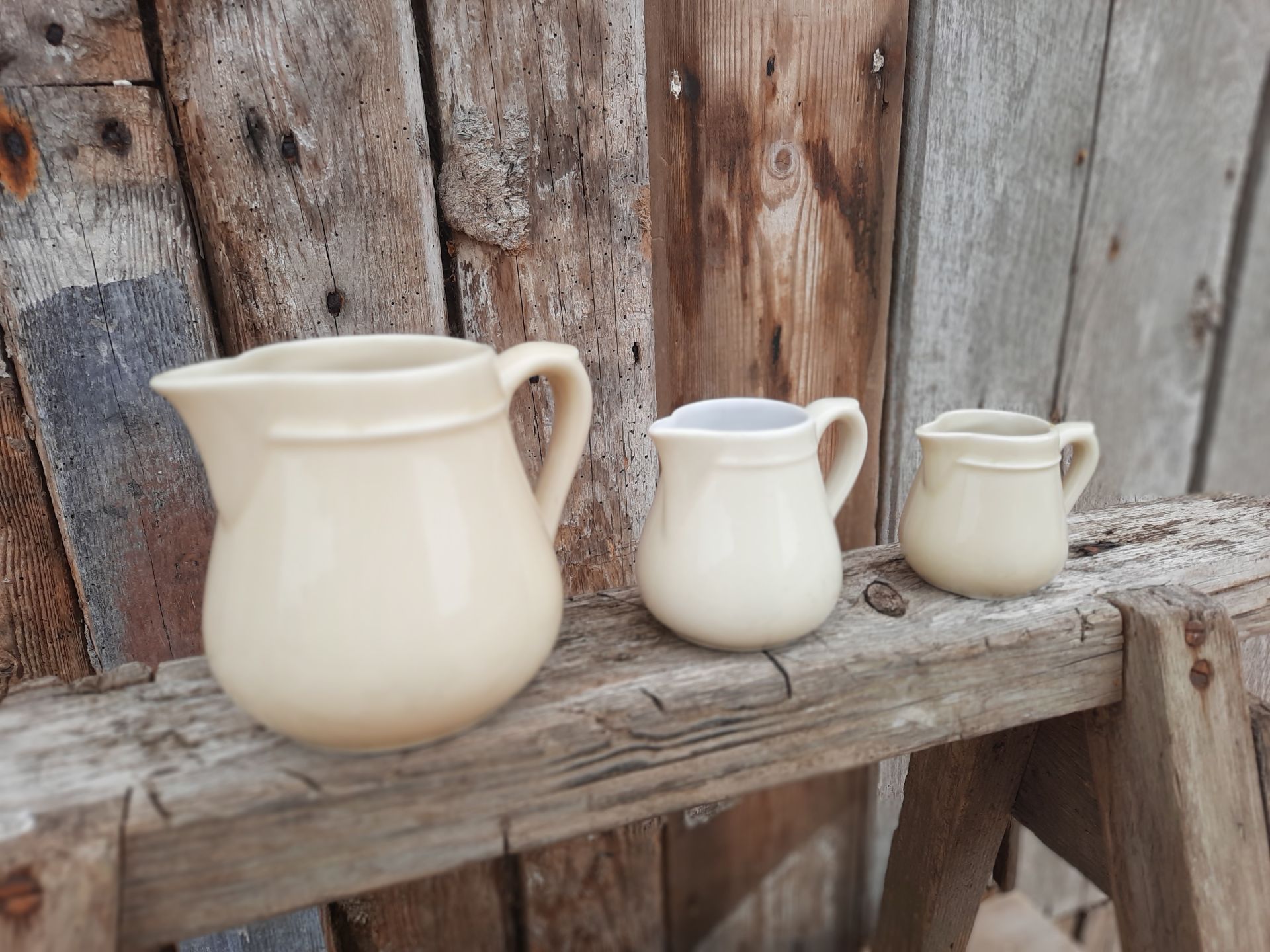 Trio Of Pale Yellow Jugs for Sale - Home Accessories - Trunk Vintage ...