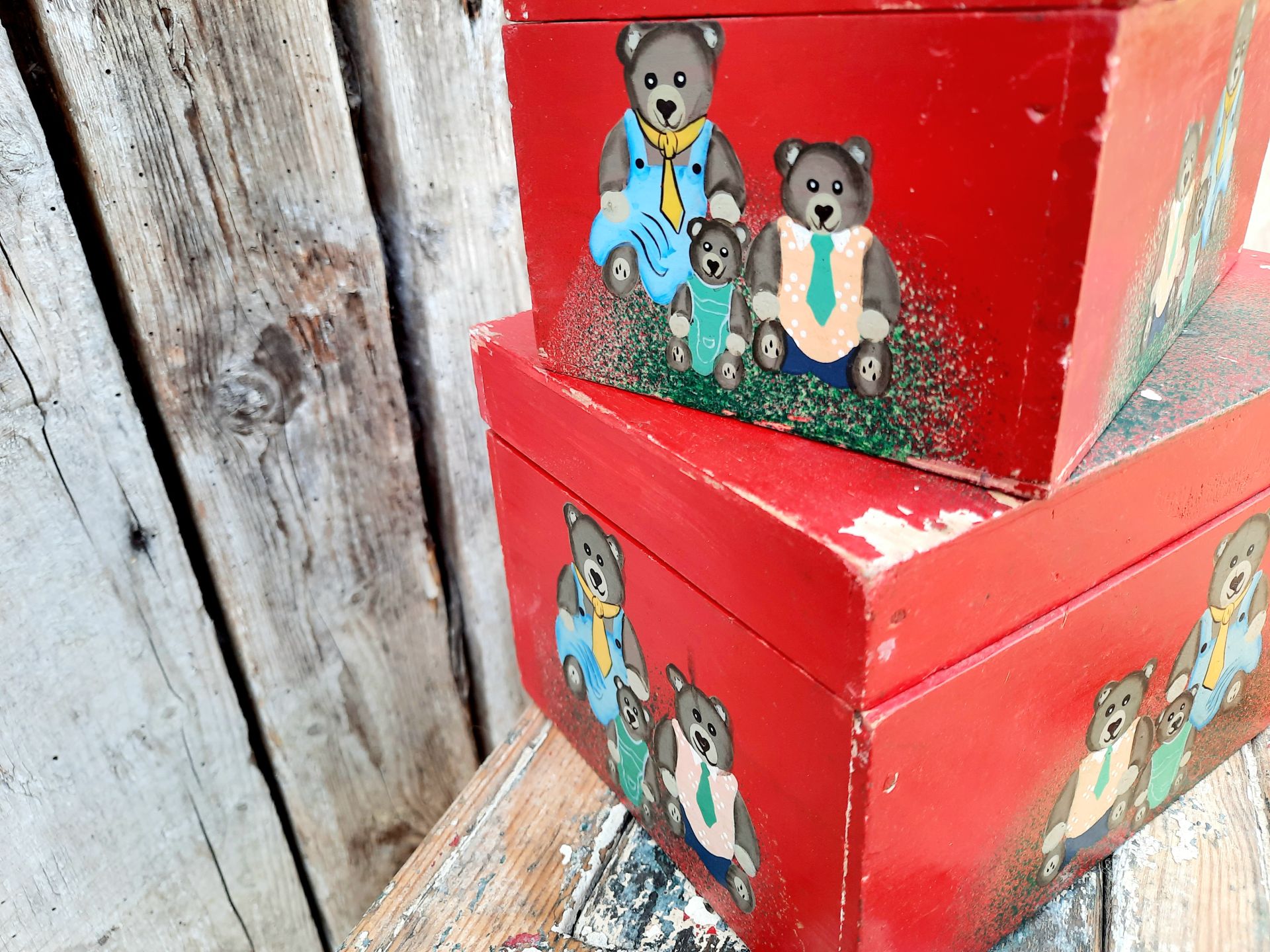 A Pair Of Vintage Festive Bear Boxes for Sale - Home Accessories ...