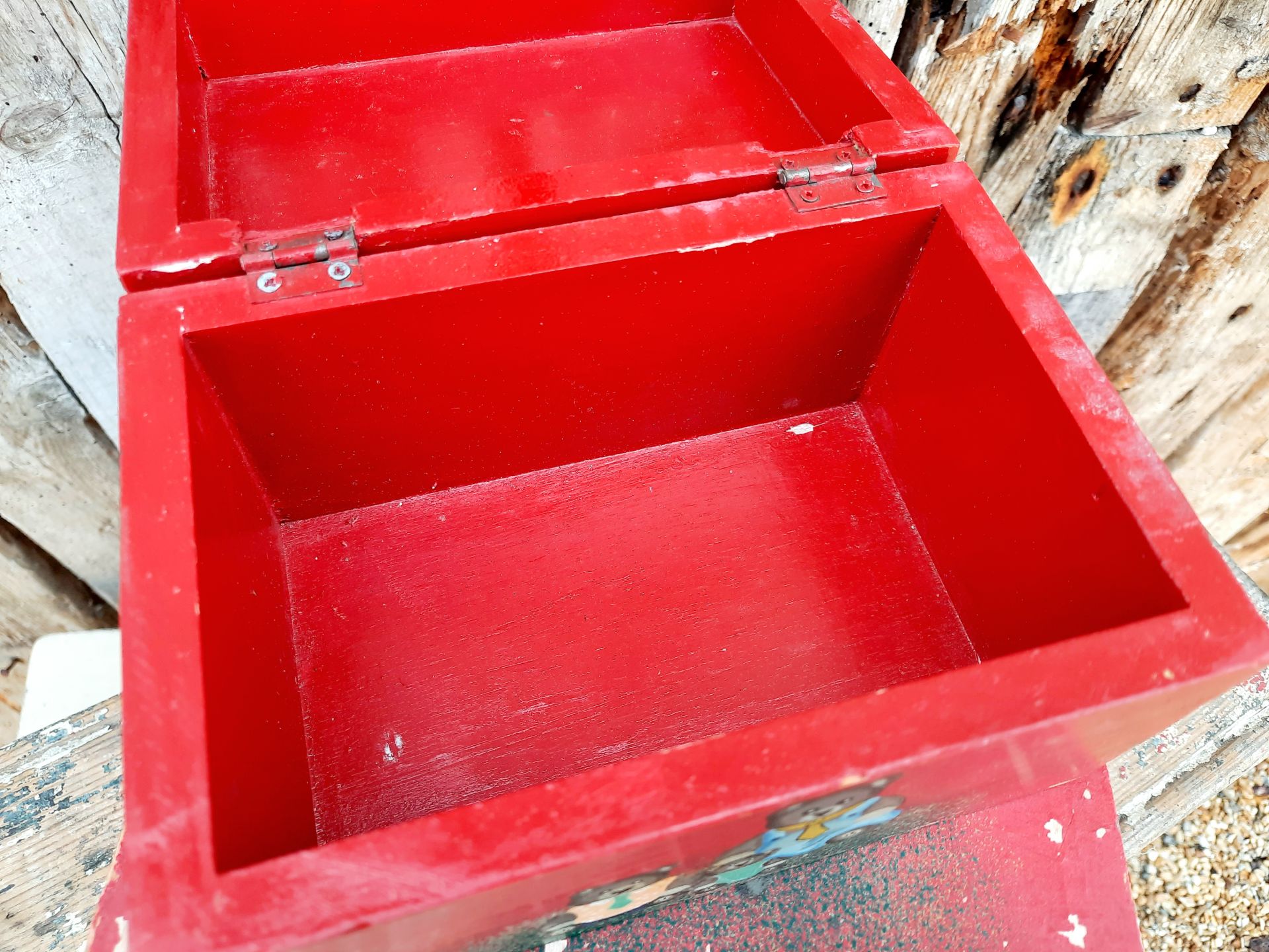 A Pair Of Vintage Festive Bear Boxes for Sale - Home Accessories ...